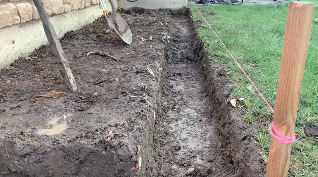 4 Steps Towards Building Your Own Retaining Wall - Nightingale Lawn ...